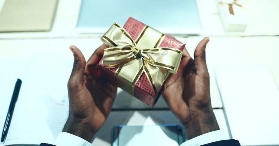 How to Manage Connected Persons and Personal Relationships